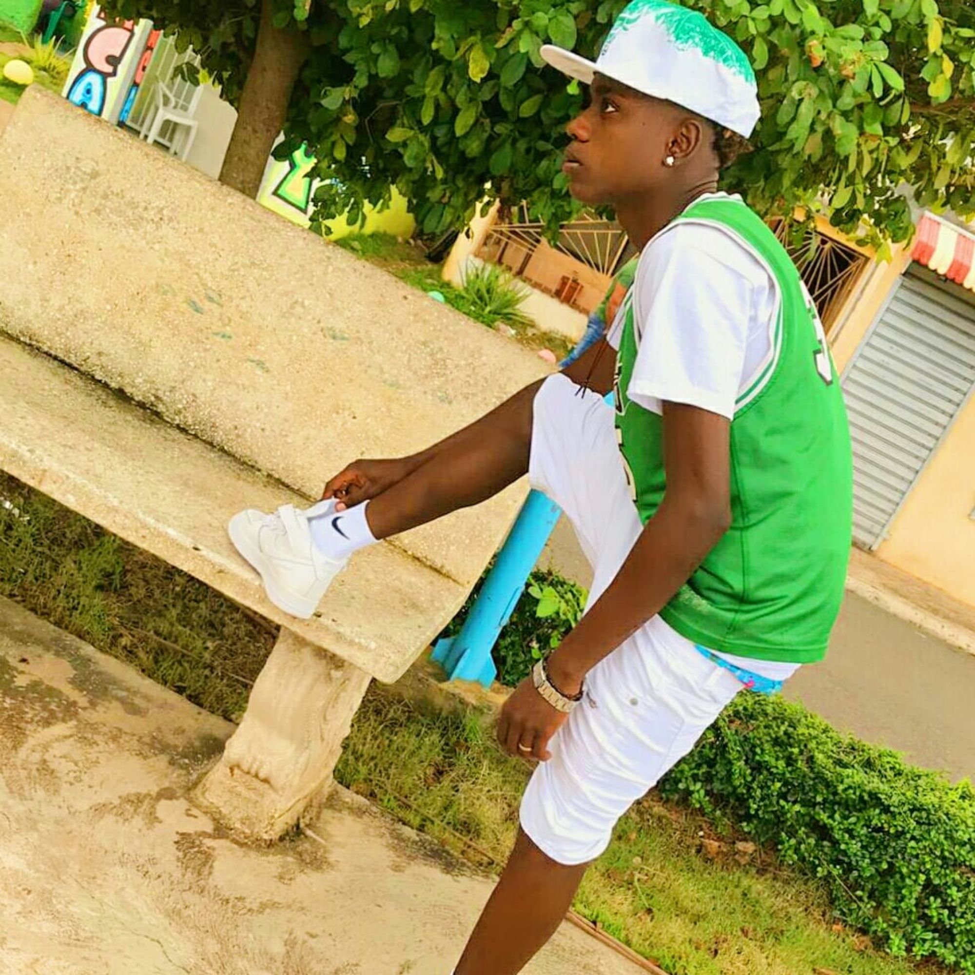 Listen to El Seje el motor humano | Indiefy