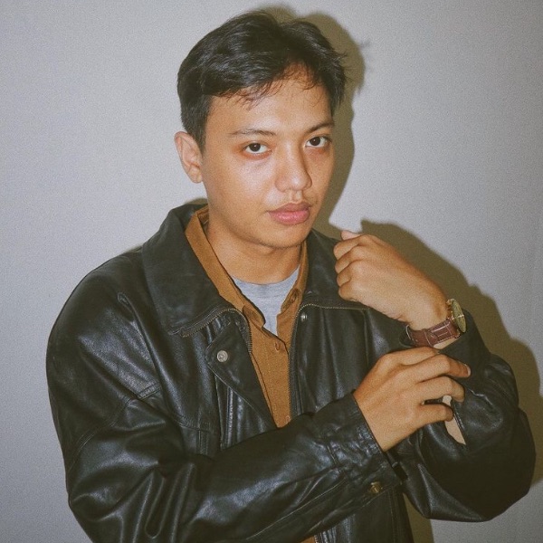 Listen to Radifedge | Indiefy