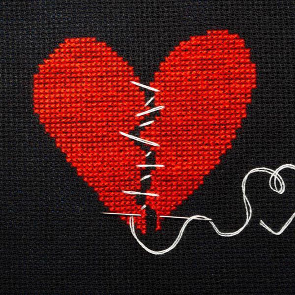 Plugged In Love by mckingvn (Lyrics) | Indiefy Music