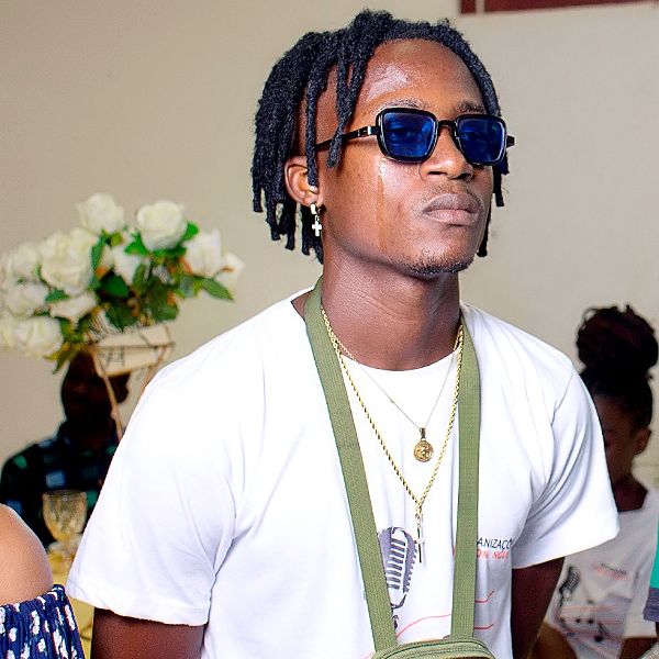 Listen to Lil Yeezy Na Tecnica | Indiefy