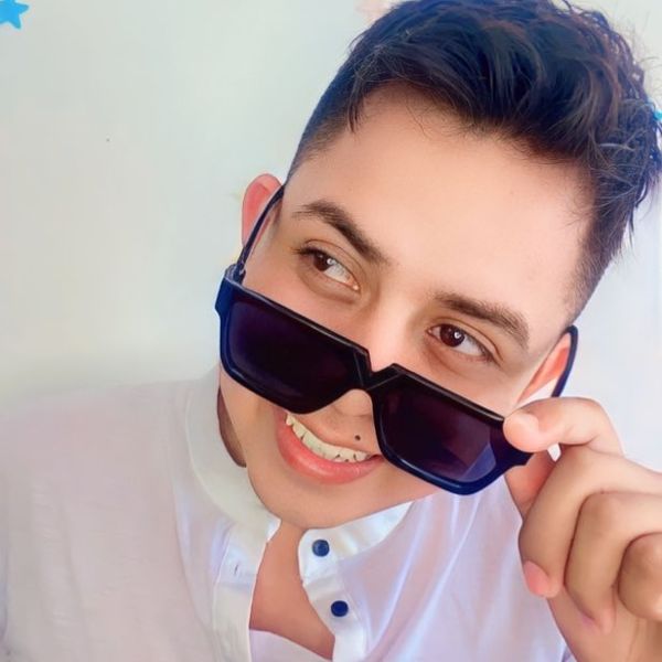 Exy Willians on Indiefy | Artist Bio, Website & Social Links