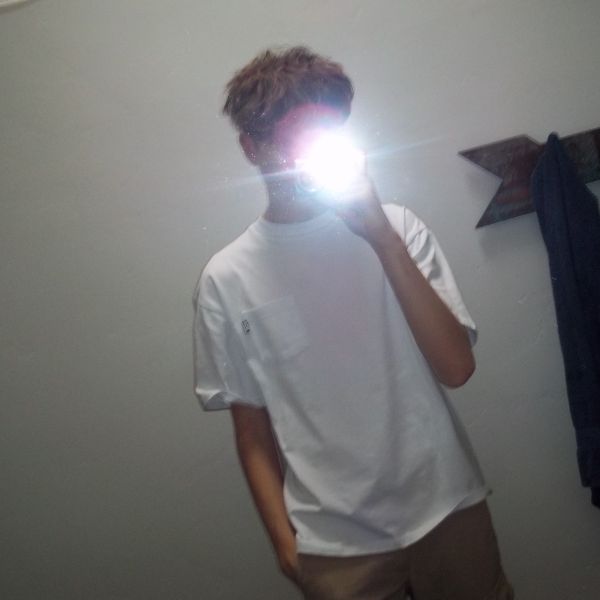 Listen to Breezi-E | Indiefy